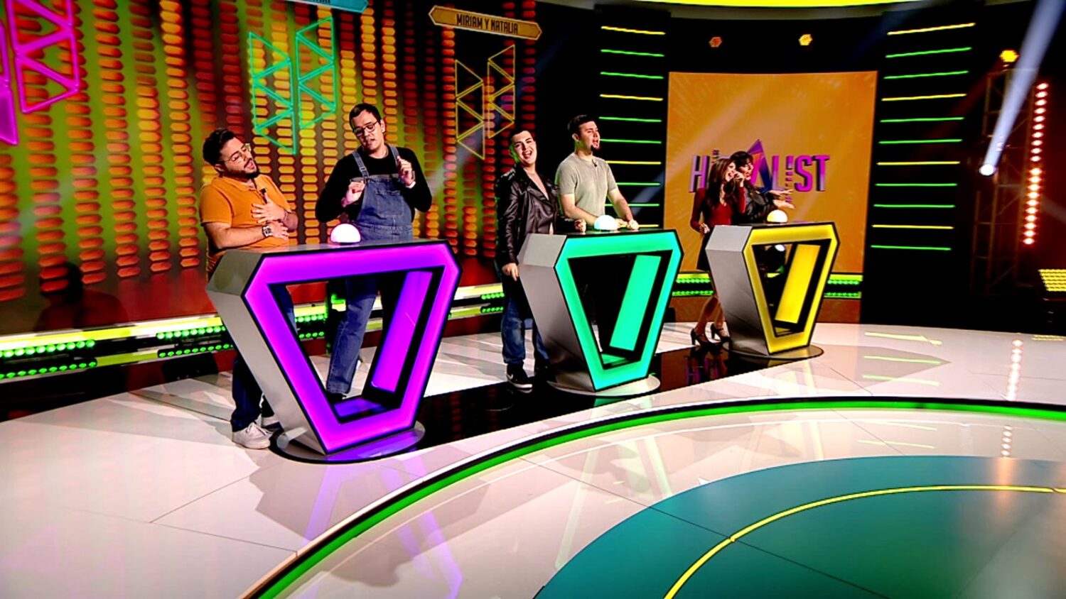 Tres nuevas parejas de concursantes aterrizan en 'Hit List'