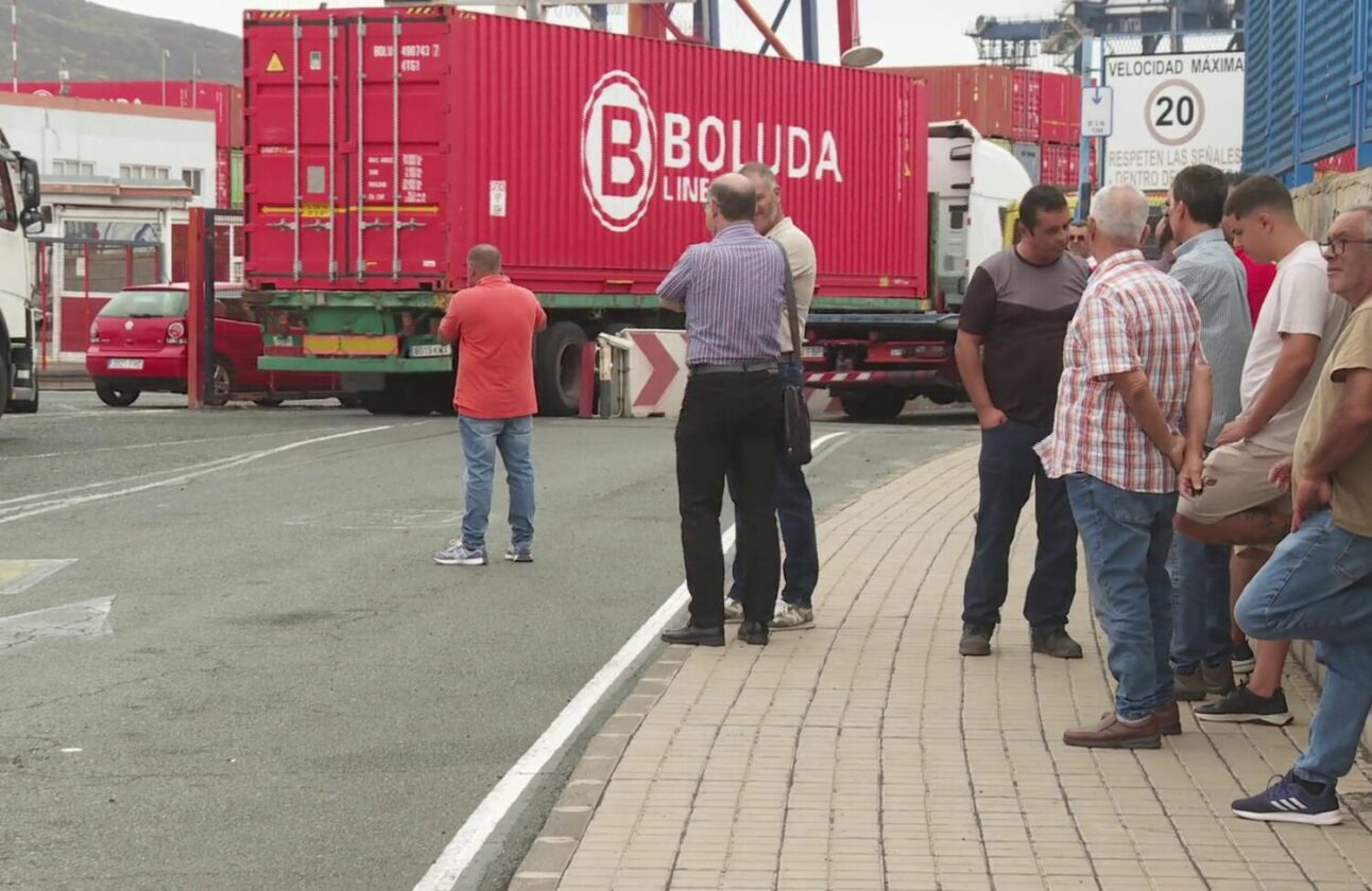 ASEMTRA convoca un paro en el Puerto de Las Palmas