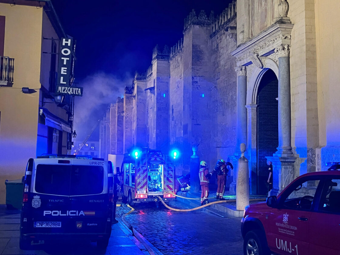 Incendio en la Mezquita-Catedral de Córdoba